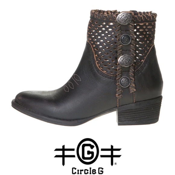Circle G | Shoes | Circle G Corral Cutout Studded Ankle Bootsize 8 ...